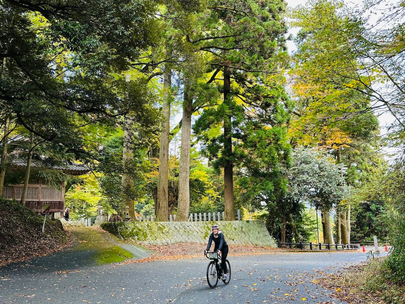 Cycling The Raizan Shrine & Zuibaiji Dam | Fukuoka Now