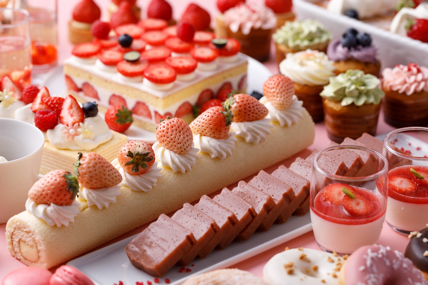 Grand hyatt fukuoka strawberry dessert buffet 2026 | Fukuoka Now